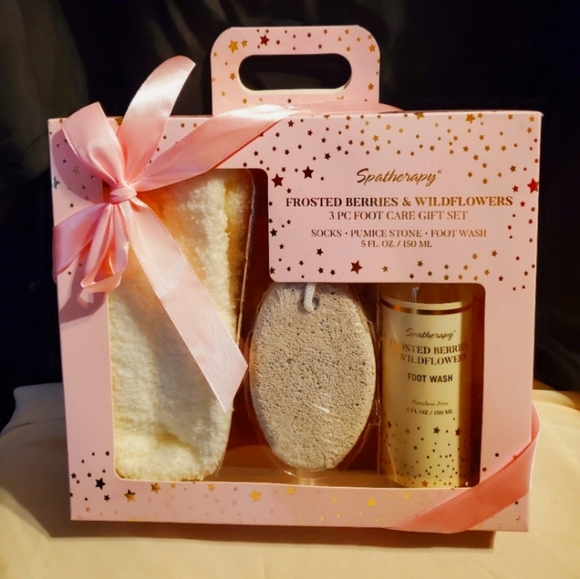 spa therapy | Bath & Body | New Spa Therapy Frosted Berries Wildflowers ...